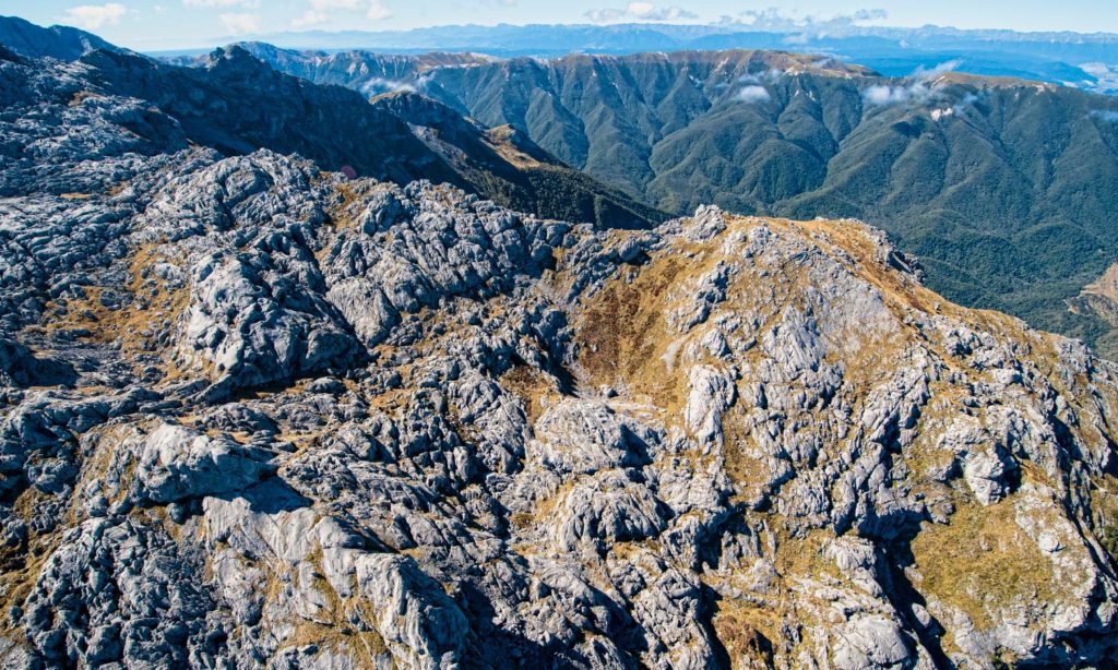 Lord of the Rings scenic helicopter flights - Mt Owen, exit from the ...
